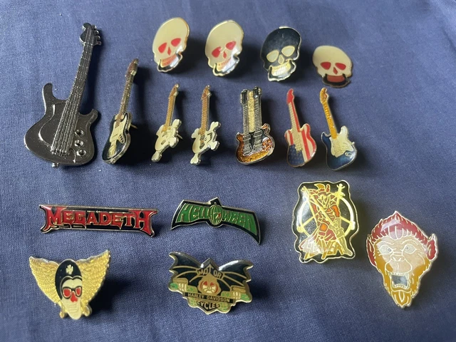 LOT DE PIN'S Métal Megadeth Slayer Helloween Skulls Guitars Harley D ...