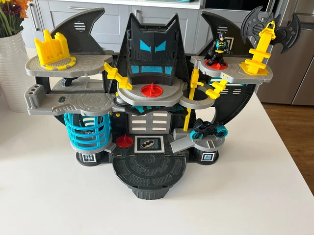FISHER PRICE IMAGINEXT DC Super Friends Batman Batcave Playset £7.00 ...