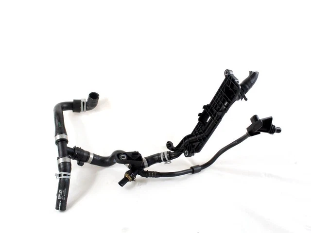 32222677 DOUILLE TUYAU Eau Liquide Refroidissement VOLVO XC90 2.0 I 4X4 ...