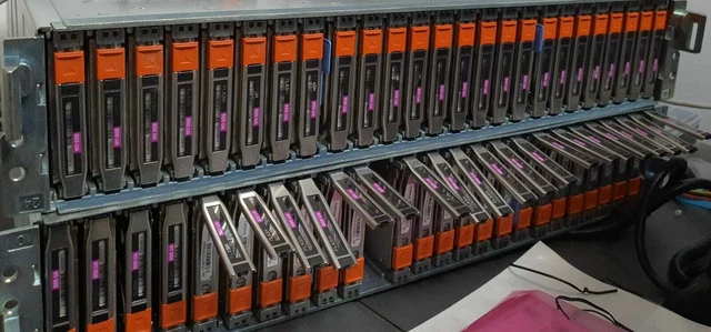 EMC SAE MODULAR SAN Array Disk SHELF with Drive Caddy's £164.68 ...