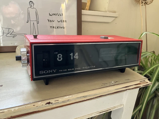 1969 SONY 8FC-59WA DIGIMATIC Electric Flip Clock Radio - only issue is ...