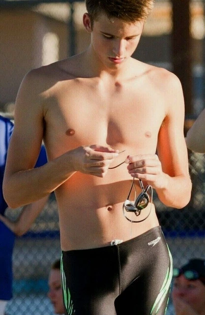 SHIRTLESS MALE LEAN Swimmers Build Pool Hunk Jock Beefcake Man PHOTO ... SHIRTLESS MALE LEAN Swimmers Build Pool Hunk Jock Beefcake Man PHOTO ...