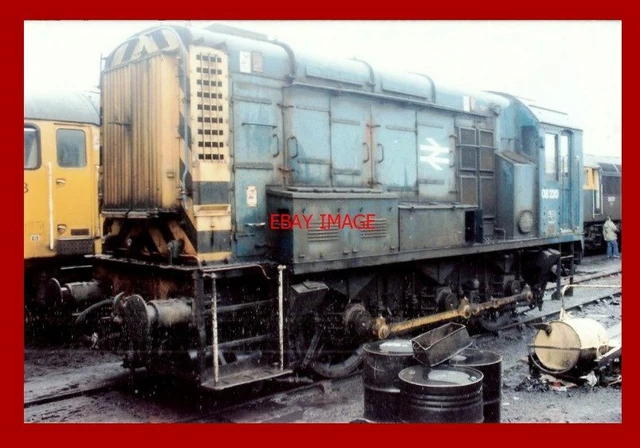 PHOTO BR Class 08 Shunter Loco No 08220 (2) £1.65 - PicClick UK