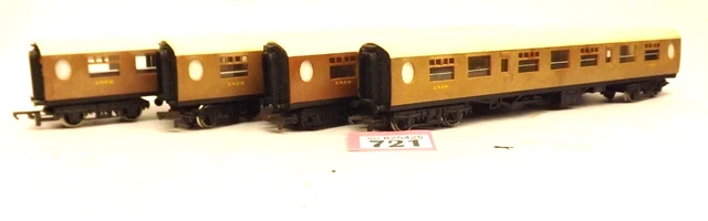 HORNBY THOMPSON TEAK Coaches X4 LNER Teak Livery (OO Gauge) Unboxed ...