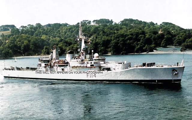 ROYAL NAVY LEANDER Class Frigate Hms Achilles Alongside In Portsmouth ...