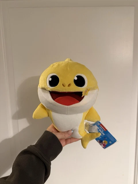 NEW PINKFONG YELLOW Baby Shark Singing Plush Soft Toy Hand Puppet NEW ...