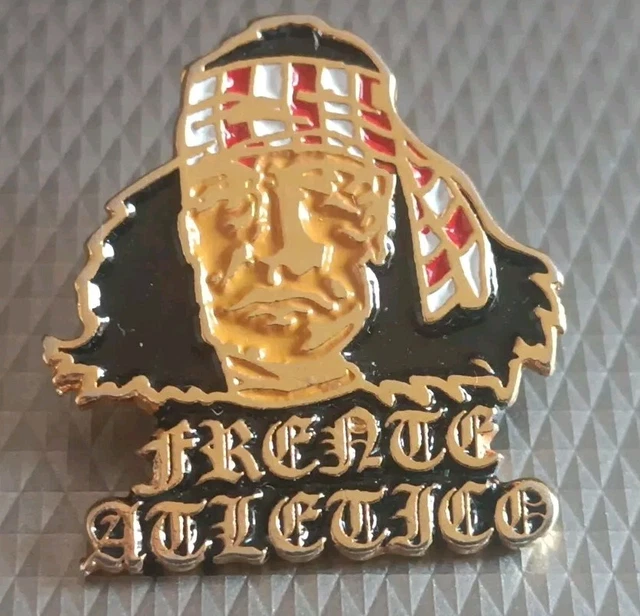 SPILLA PINS DISTINTIVO Stemma Simbolo Badge Crest Ultras Atletico ...