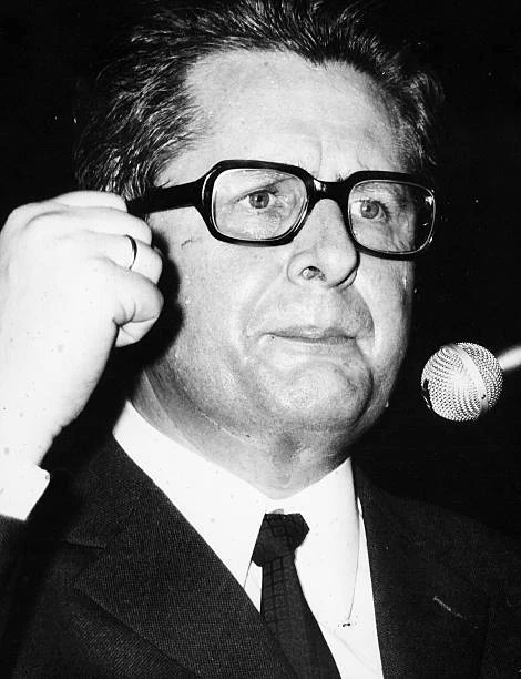 GERMAN POLITICIAN HANS-JOCHEN Vogel giving a speech March 11th- 1971 ...