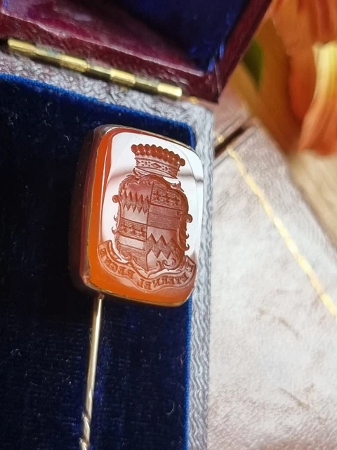 ANTIQUE CARNELIAN HERALDIC Crown Intaglio Wax Seal Gold Stickpin L ...