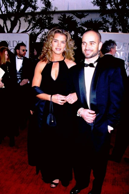 BROOKE SHIELDS & ANDRE AGASSI 35mm Slide EUR 11,48 - PicClick IT