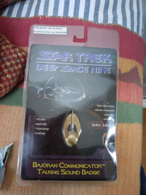 STAR TREK BAJORAN COMMUNICATOR BADGE TALKING SOUND 1996 DEEP SPACE NINE ...