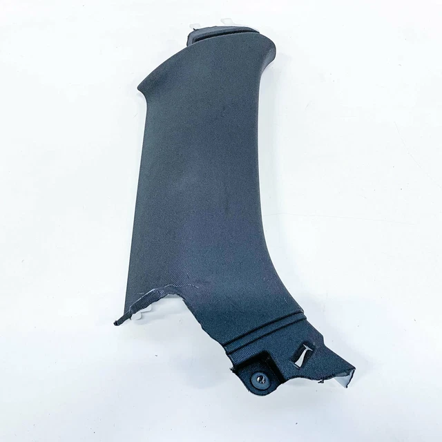 VOLVO V90 MK2 2.0i 183 Revêtement d'habillage pilier arrière gauche C ...