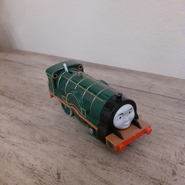 THOMAS AND FRIENDS Trackmaster Motorized Train "Emily" Engine 2013 £11. ...