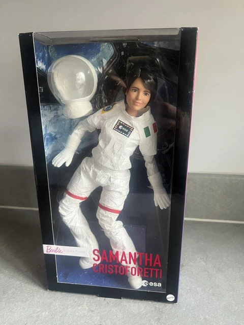 MATTEL BARBIE SIGNATURE Role Models ESA Astronaut Samantha ...