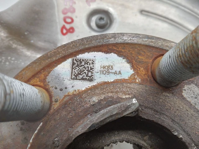 RANGE ROVER VELAR Hub Mk1 L560 Hub Wheel Left Side Rear Hk831109Aa £150 ...