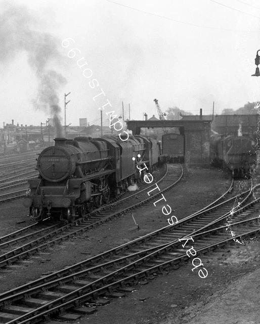 BRITISH RAILWAY NEGATIVE - BR ex LMS No. 44679 5MT 4-6-0 Bletchley 1961 [P505] £1.50 - PicClick UK