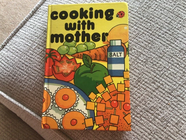LADYBIRD - COOKING with Mother - Vintage Book - 1977 £2.99 - PicClick UK