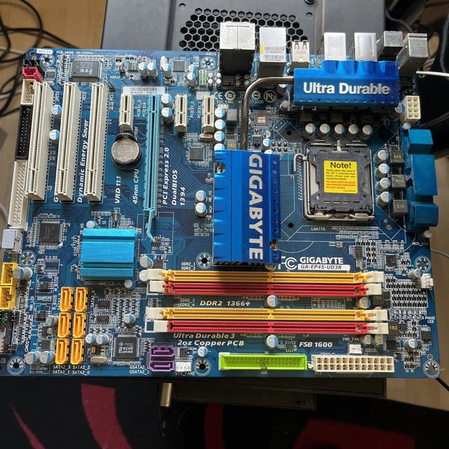 GIGABYTE GA-EP45T-UD3R, LGA 775/Socket T, Intel Motherboard £37.10 ...
