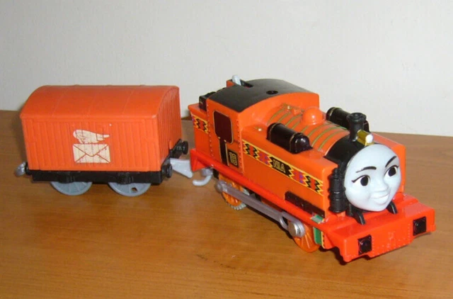 THOMAS THE TANK Engine trackmaster revolution motorized toy train Nia ...