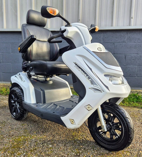 DRIVE ROYALE 3 All-Terrain Mobility Scooter 8MPH - Serviced and Tested ...