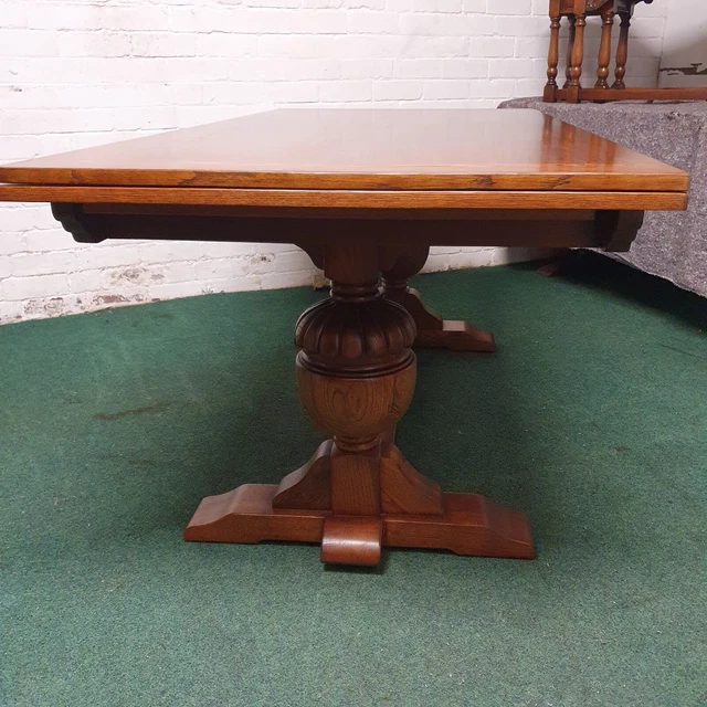ANTIQUE/REPRODUCTION OAK EXTENDING Dinning/Table With Heavy Carved ...