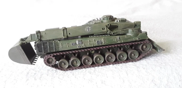 ROCO MINITANKS, PIONIERPANZER Dachs, Bundeswehr, 1:87, HO, Herpa ...