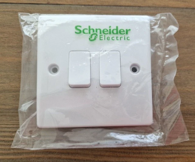 SCHNEIDER GET ULTIMATE Slimline 13A 2 marce presa commutata GU3020 ... SCHNEIDER GET ULTIMATE Slimline 13A 2 marce presa commutata GU3020 ...