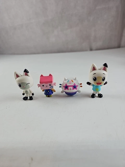 GABBY'S DOLLHOUSE BABY Box, Cake, Pandy Cat X2, Figures, Bundle ...