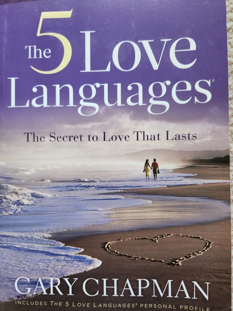 THE 5 LOVE Languages Gary Chapman Secret to Love that Lasts Paperback ...