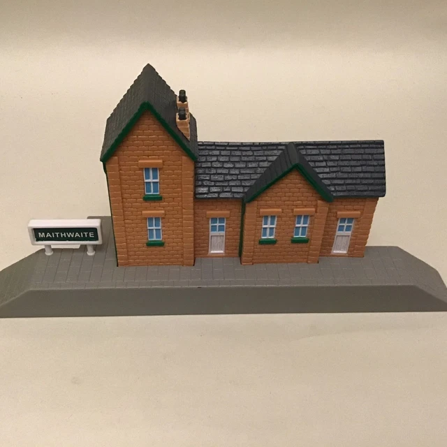 TRACKMASTER MAITHWAITE STATION Sign Thomas the Tank Engine Trains Track ...