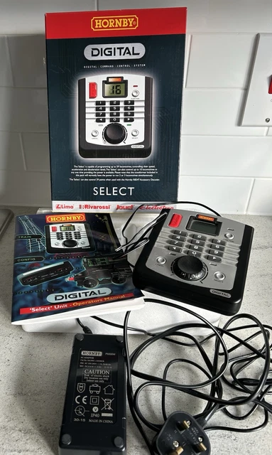 HORNBY DIGITAL SELECT DCC Controller complete with 4 amp Transformer £ ...
