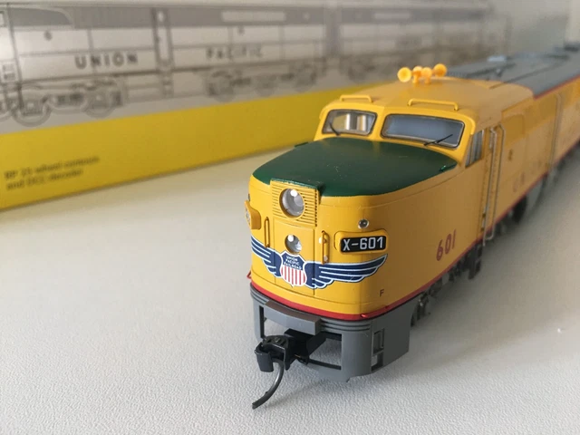 TRIX 22805 H0 HO Union Pacific ALCO Double unit PA 1 #600-601 Digital ...