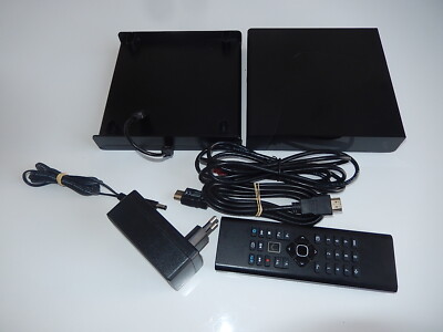 SFR PLUS DÉCODEUR TV TNT STB7-4K Wifi + D-Dur 500GB et accessoires ...