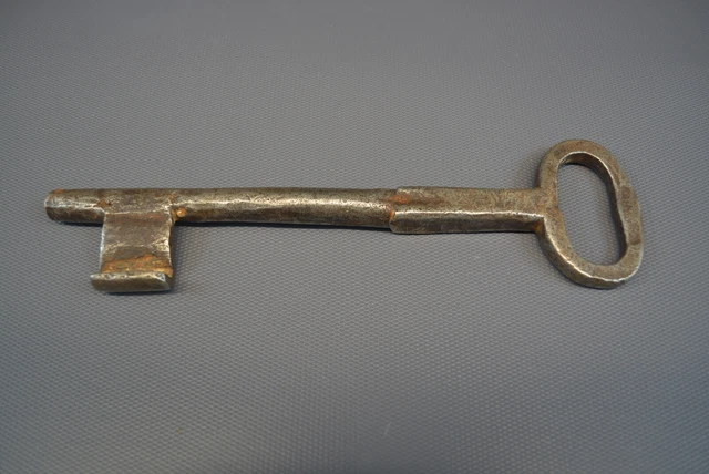 N°3 TRES GRANDE Clef Ancienne En Fer Xviii Ref Ap171 EUR 30,00 ...
