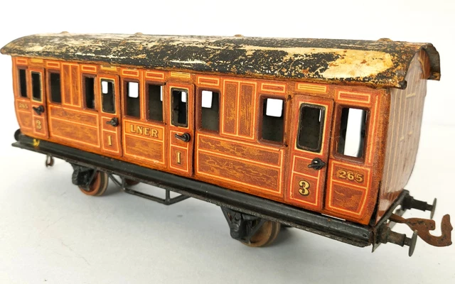 O GAUGE BING WERKES 4 Wheel L.N.E.R. 1st & 3rd Passenger Coach No. 265 ...