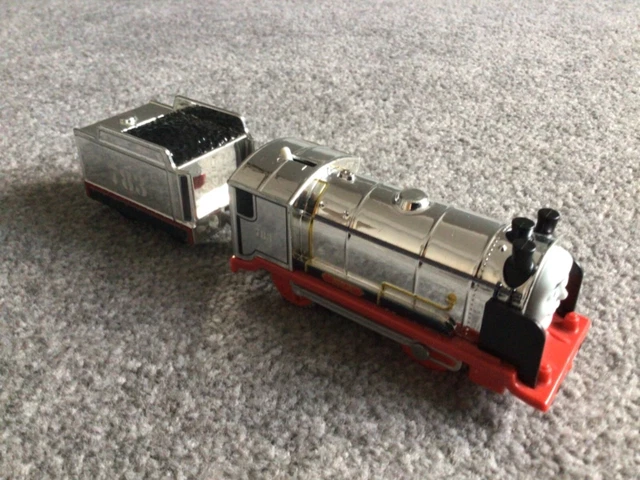 THOMAS & FRIENDS Trackmaster Motorised Merlin Train And Carriage EUR 4 ...