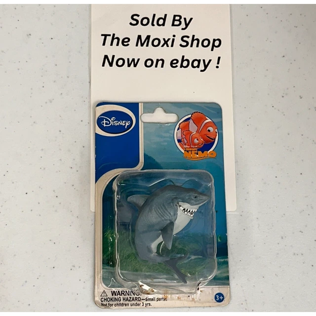 DISNEY PIXAR FINDING NEMO DORY BRUCE Shark Figure Topper Toy figurine £ ...