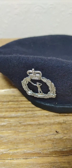ROYAL OBSERVER CORPS badge & vintage beret hat £25.00 - PicClick UK