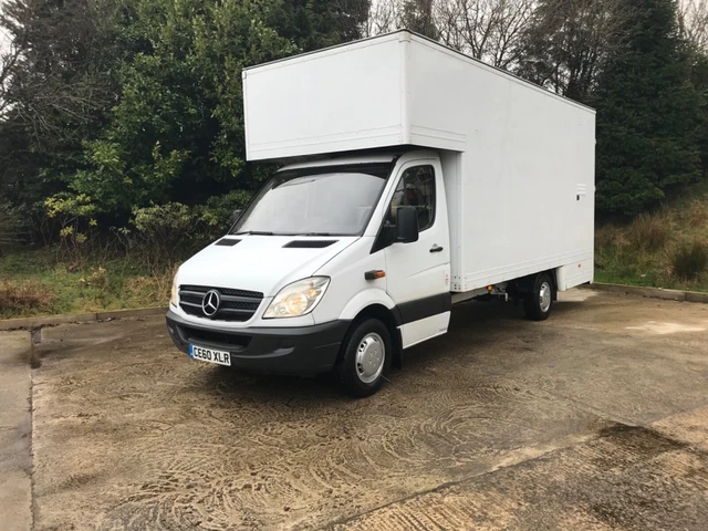 MERCEDES SPRINTER 313 CDI Luton Dropwell Removals Van 23 Cubic Metres ...