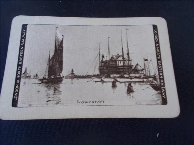 VINTAGE LNER LOWESTOFT Railway Playing Cards Harbour Scene Suffolk ...
