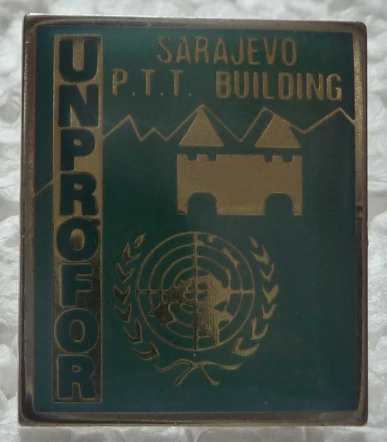 PINS -PIN MILITAIRE De L'unprofor-Sarajevo-Ptt Building-Onu EUR 9,00 ...