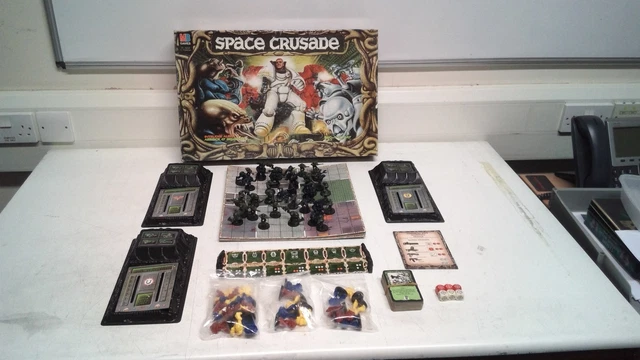ORIGINAL SPACE CRUSADE complete game (boards, figures, weapons ...