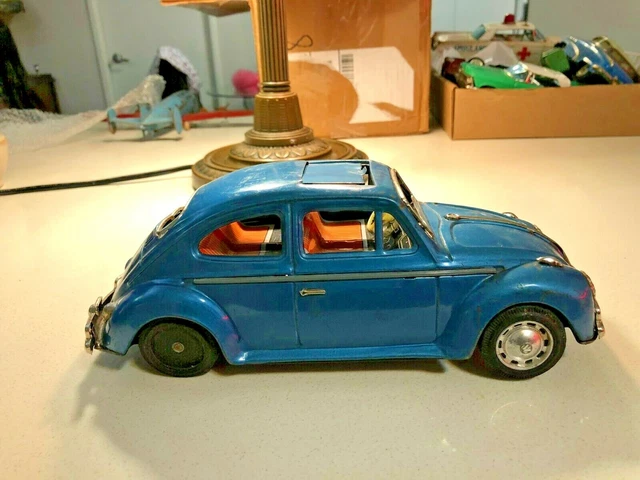 VINTAGE TIN FRICTION Vw Volkswagen Beetle Bug blue Japan TIN toy $125. ...