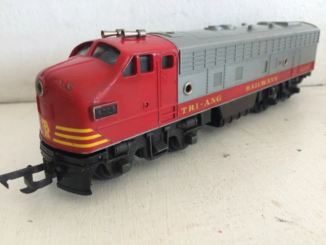 TRIANG RAILWAY R55 RED CAB SILVER POWERED LOCO + H LIGHT ...