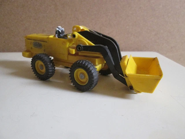 SIKU V103. HATRA Radlader, Schwenk-Schürf-Lader. Plastikmodell, 1960er ...