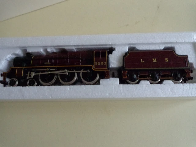 MAINLINE RAILWAYS 00 gauge Jubilee class 4-6-0 locomotive LMS crimson ...