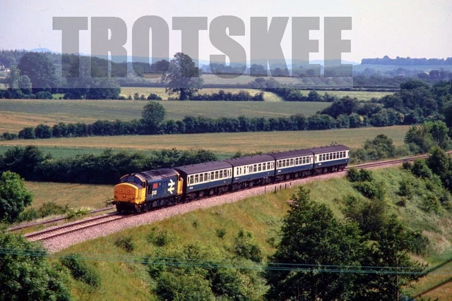 35MM SLIDE BR British Railways Diesel Loco Class 37 37431 Dinmore 1988 ...