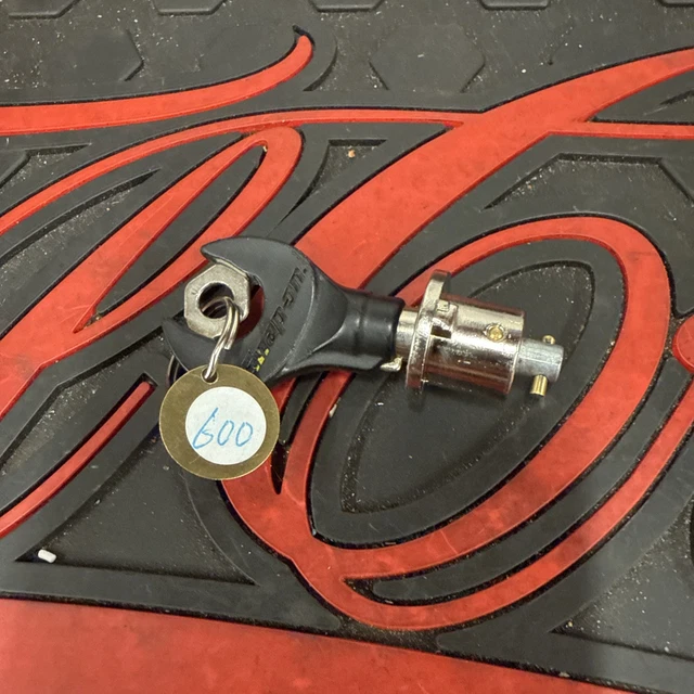 SNAP ON TOOLBOX lock plug and one key K600 £53.00 - PicClick UK