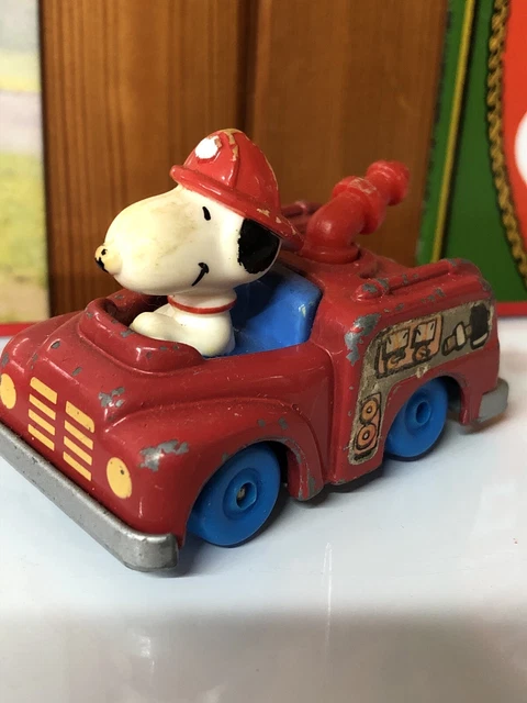 VINTAGE SNOOPY DIECAST Fire Truck 1958/1960 Macao Fire Engine £3.99 ...