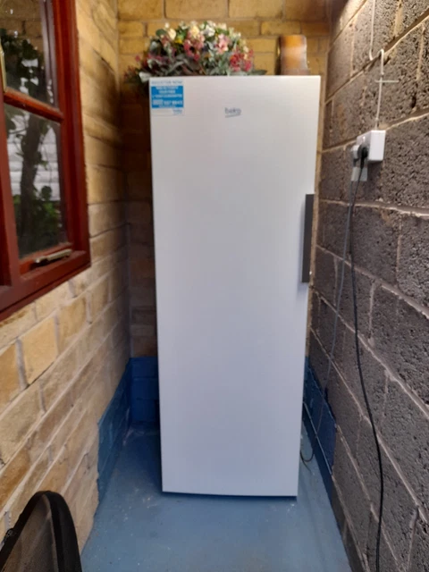 BEKO FFP1671W WHITE Frost Freezer 171cm Tall £208.68 - PicClick UK